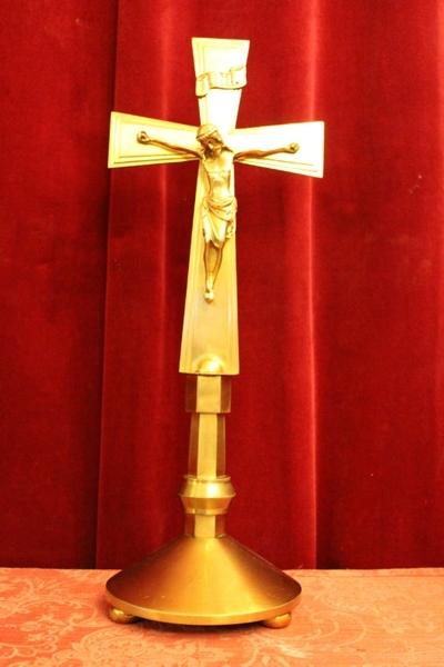 Altar- & Processional Crosses - Fluminalis