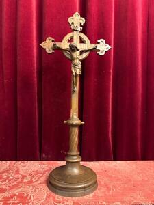 Altar- & Processional Crosses - Fluminalis
