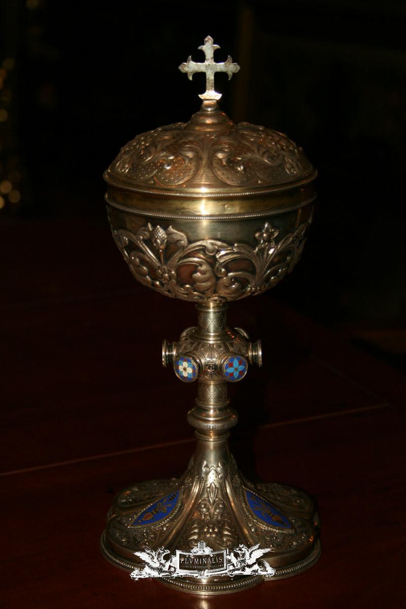 1 Ciborium - Chalices & Ciboria - Fluminalis