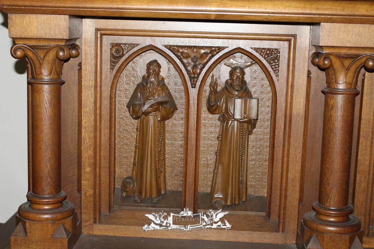 1 Gothic - style Altar - Antique Church Altars & Altar Stones - Fluminalis