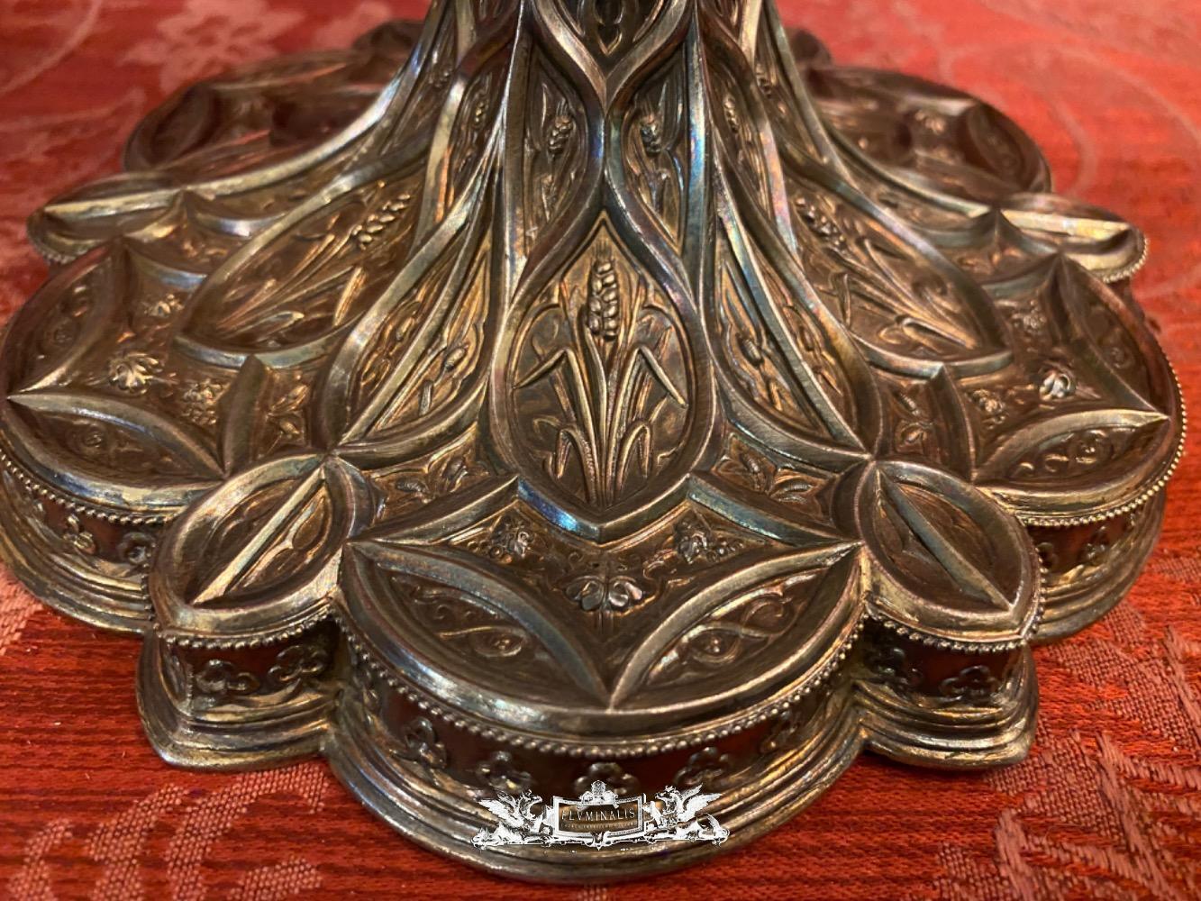 1 Gothic - style Ciborium - Chalices & Ciboria - Fluminalis