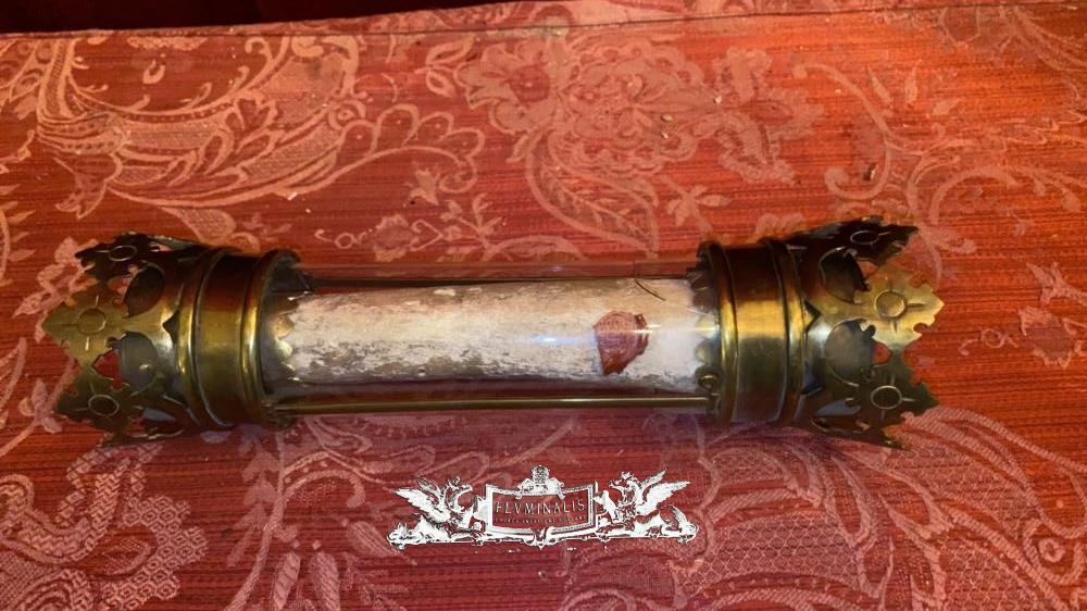 1 Gothic - style Classicistic Cylinder Reliquary - Relic Ex Ossibus St ...