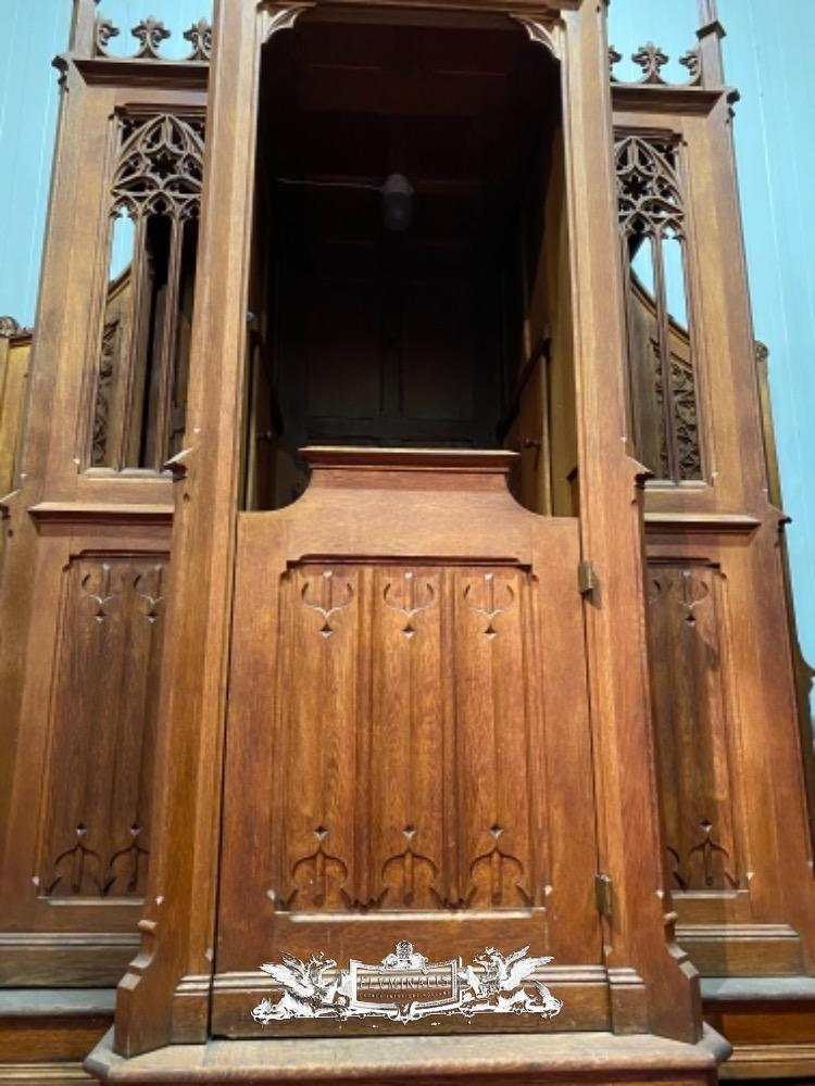 1 Gothic - style Confessional - Church Furniture - Fluminalis